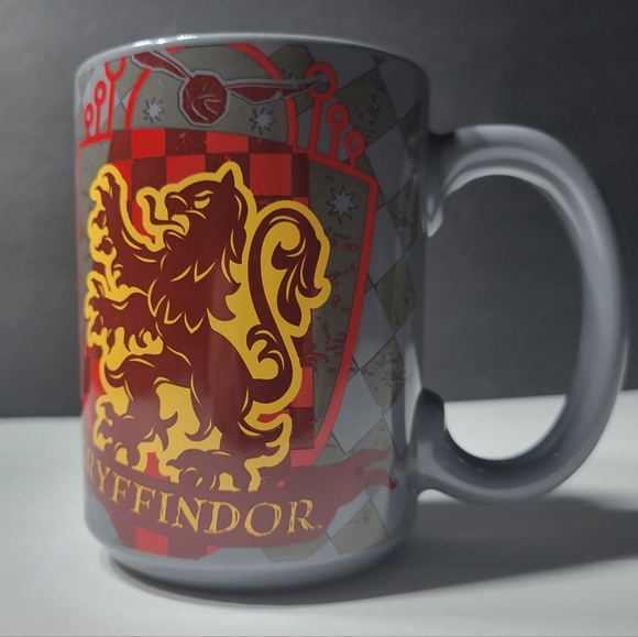 Warner Bros. | Kitchen | Wizarding World Of Harry Potter Gryffindor ...
